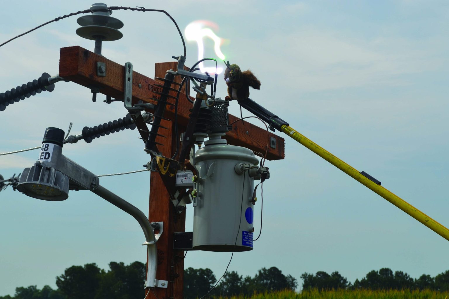 Comprendiendo el contacto eléctrico directo: riesgos y medidas de ...